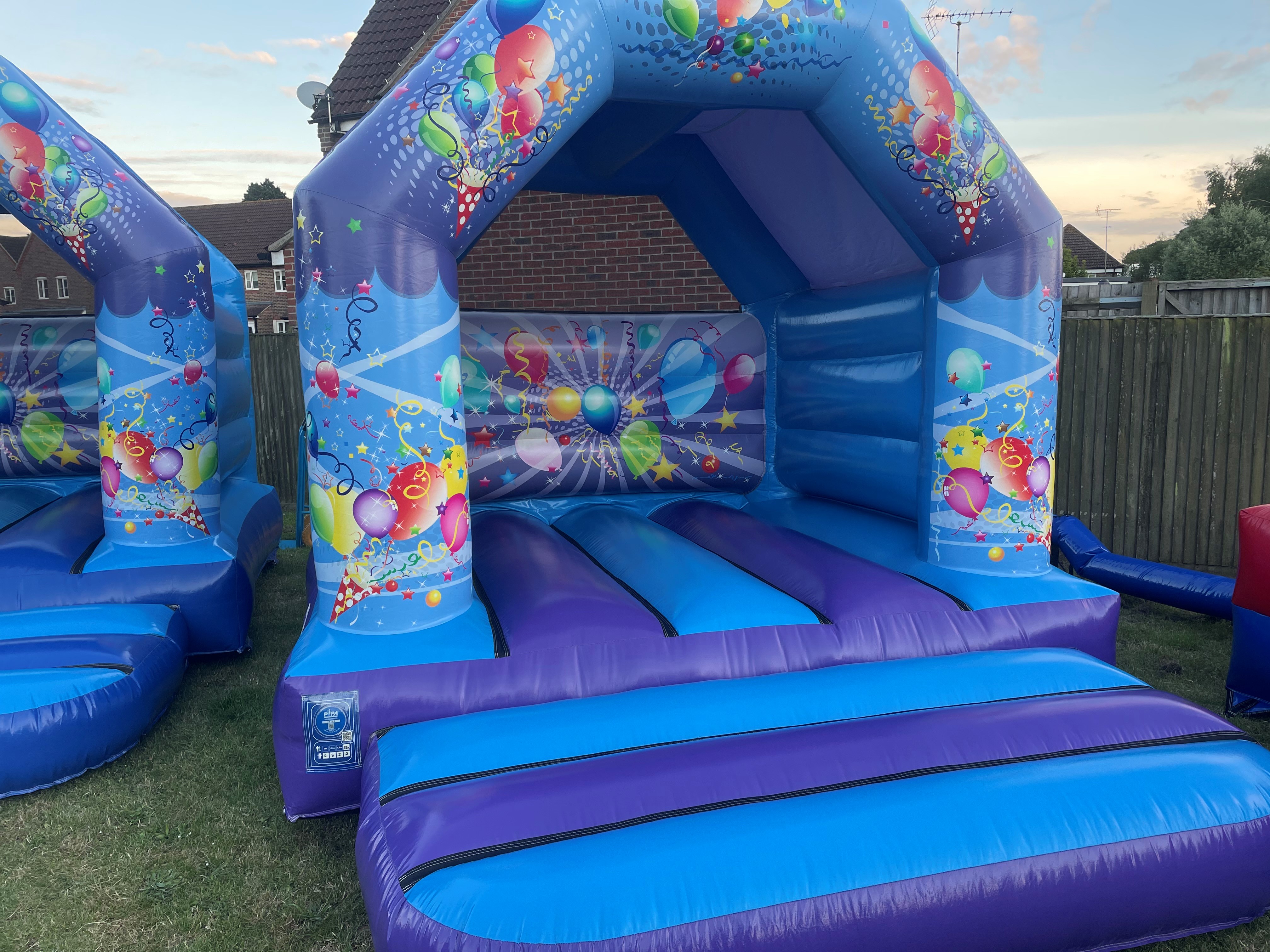 Party Bouncy Castles - Hire in littlehampton | Lets Bounce