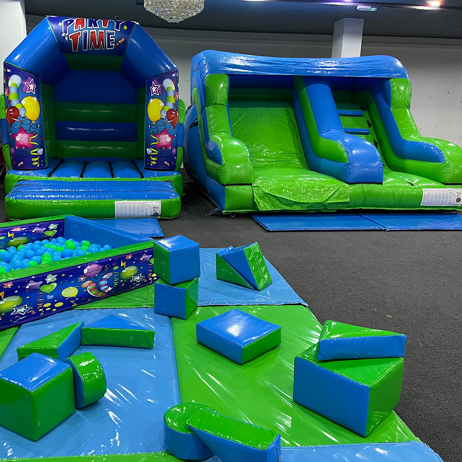 Party Time Soft Play + Slide + Bouncy Castle - Green / Light Blue ...