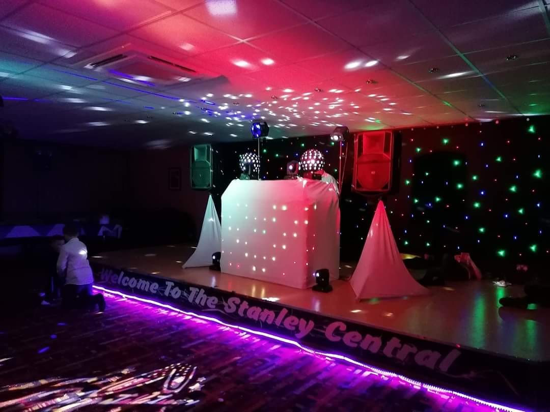 School Prom Disco - Hire in north east of east | Candy Kids Entertainment