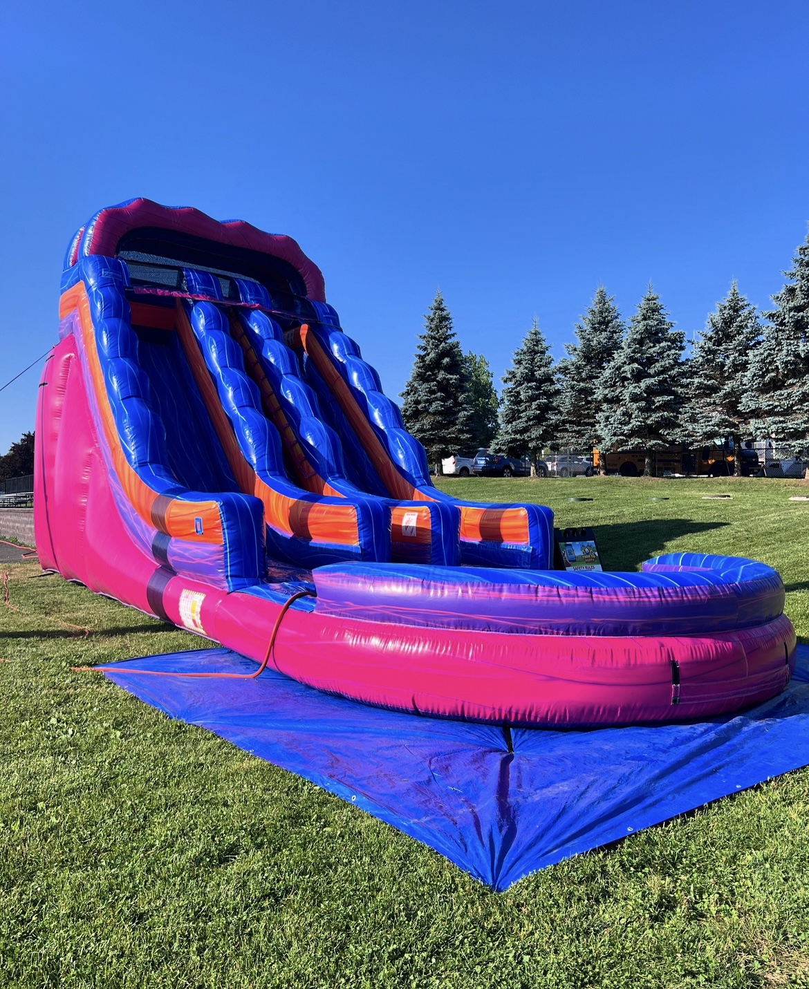 Starburst Dual Lane Waterslide - Hire in CT | Time To Party