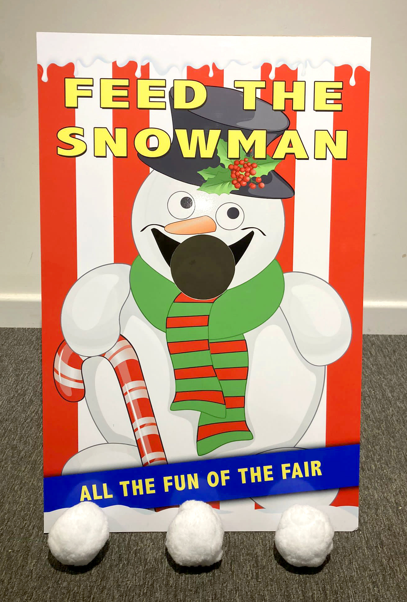 Feed The Snowman Side Stall Game - Inflatable, Bouncy Castle ...