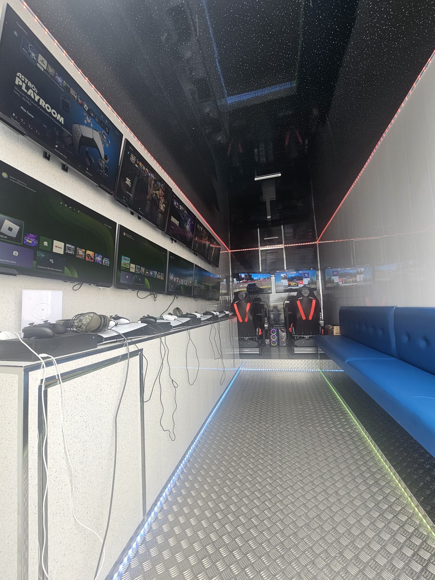 Gaming Van 2 - Hire in Derry City | Five Star Gaming