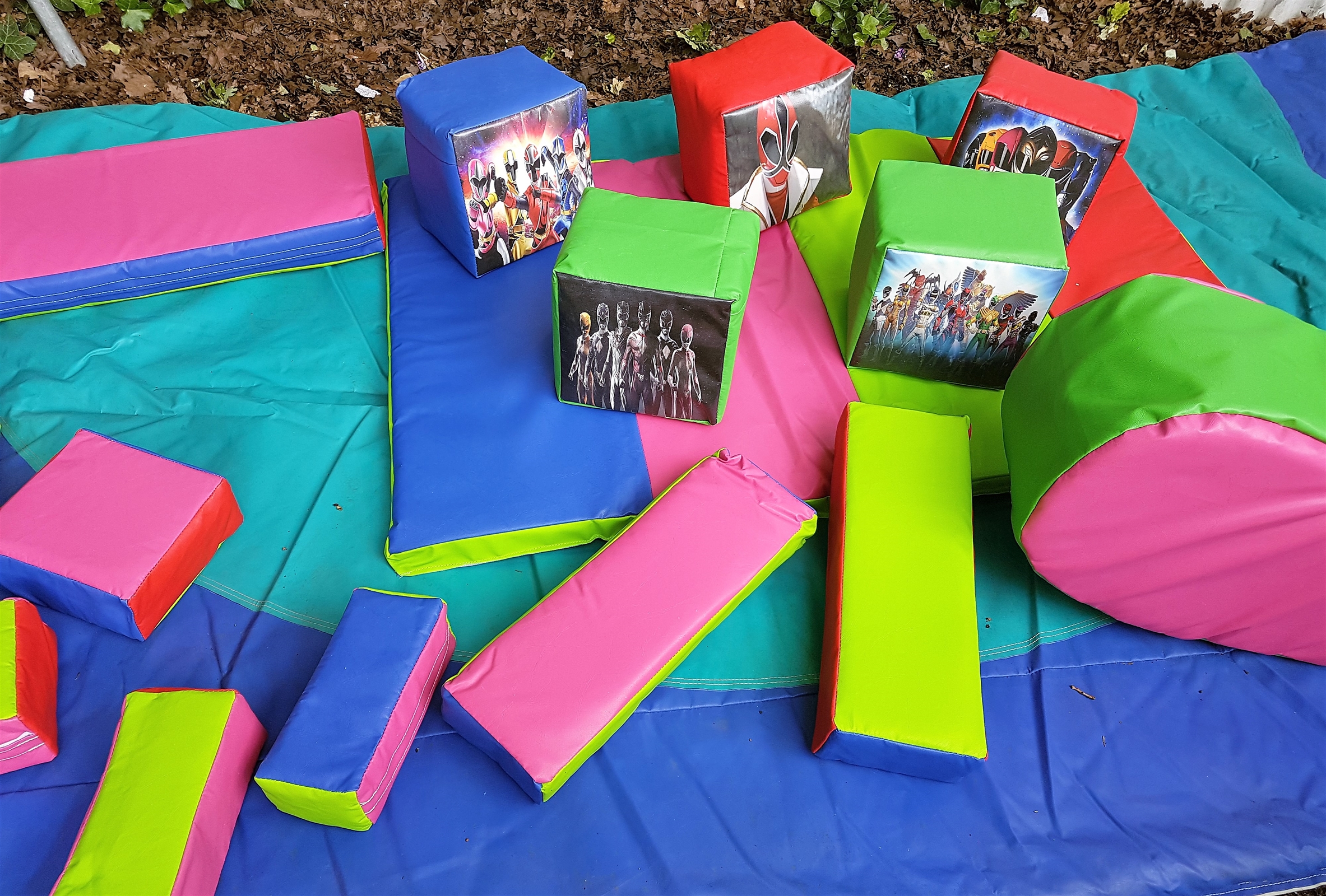 H - Soft Play - Best Bouncy Castle, Softplay and Mascot Hire service in ...