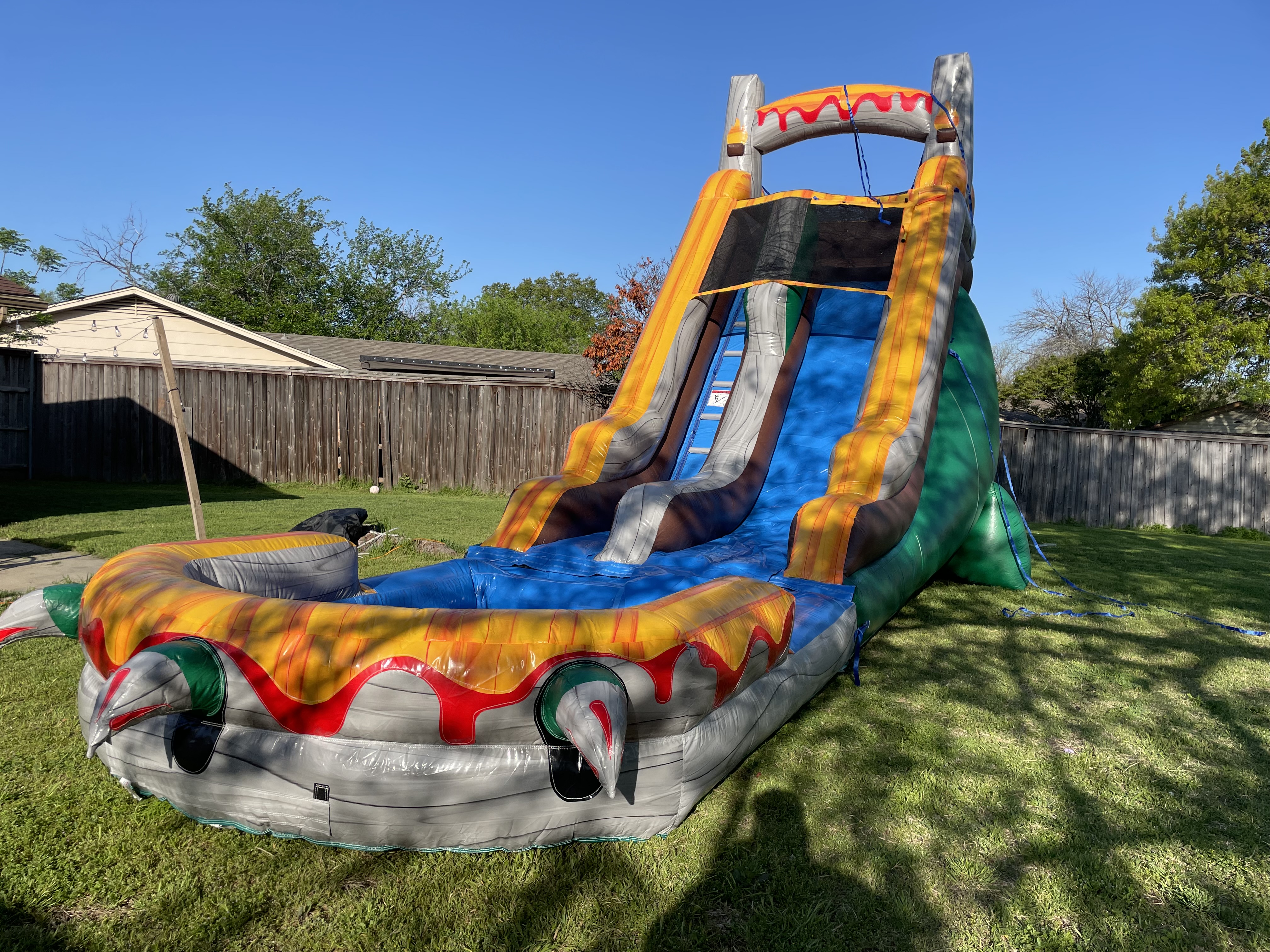 T-Rex Water Slide 18” - Hire in Il | Chocos rentals