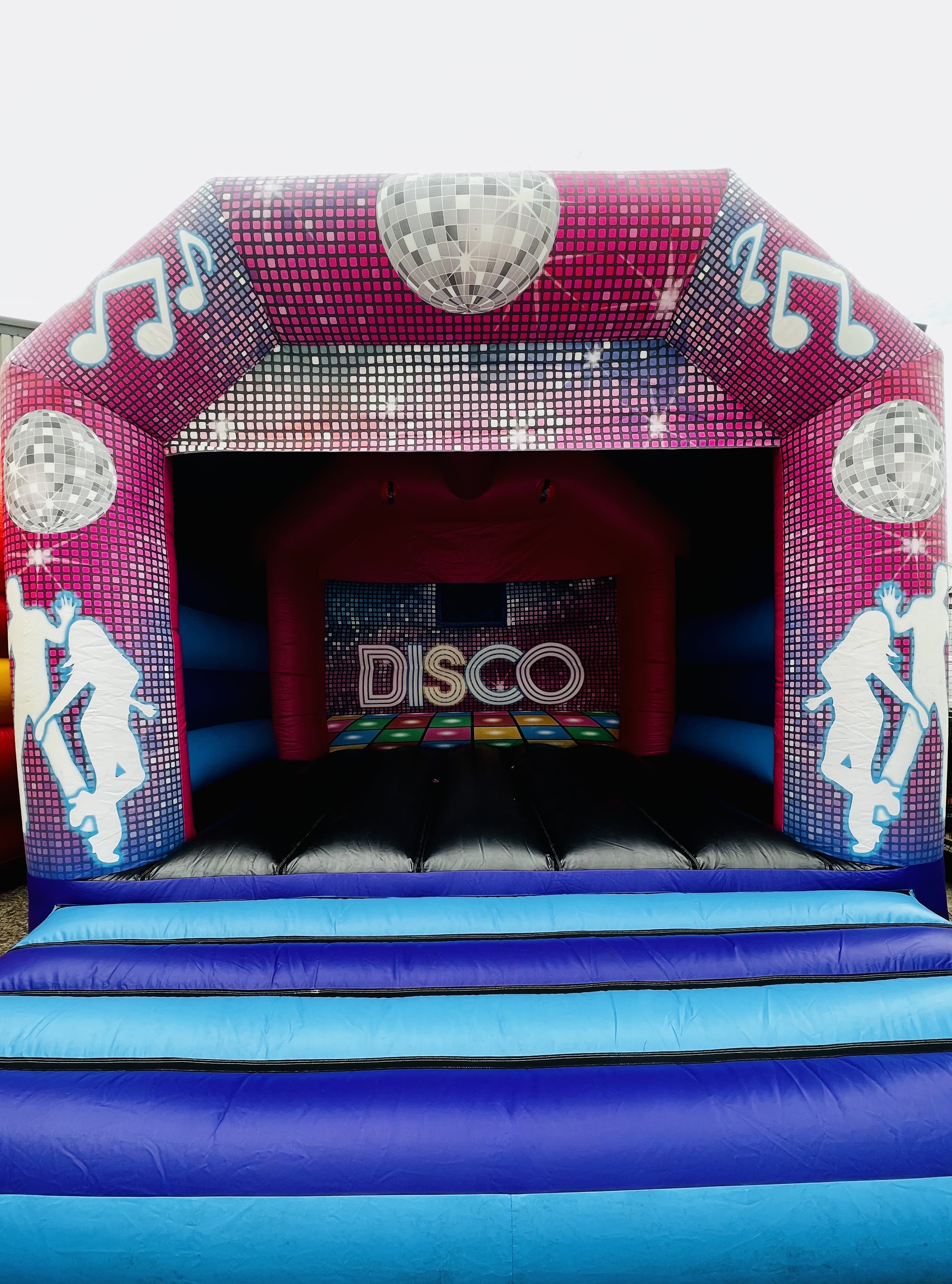 Bouncy Castle hire - Bouncy Castle Hire in Doncaster, Rotherham ...