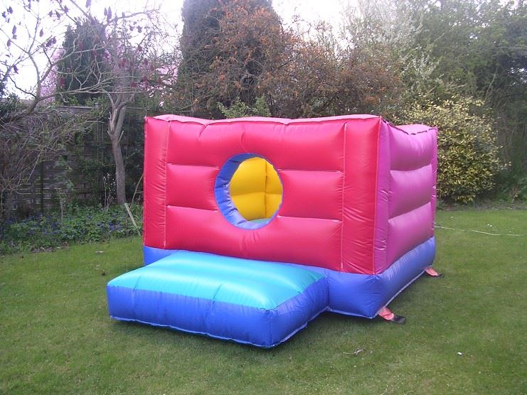 Indoor Inflatables - Bouncy Castle Hire in London and Essex | JS Bouncy ...