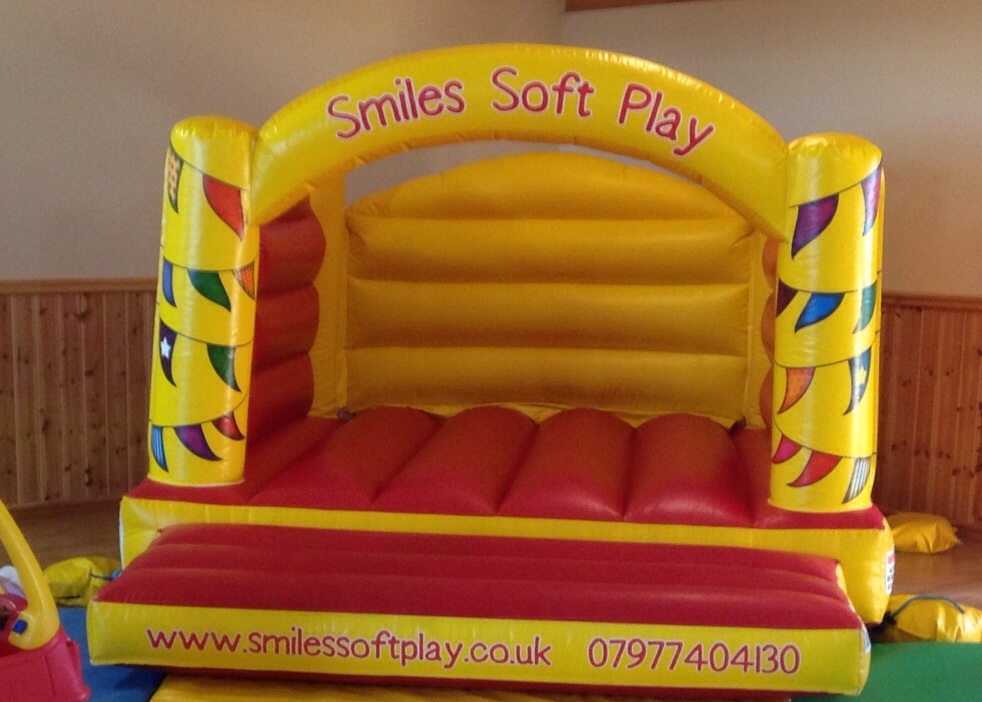 8 x 10 Yellow Tots Bouncy Castle - Soft Play & Bouncy Castle Hire in ...