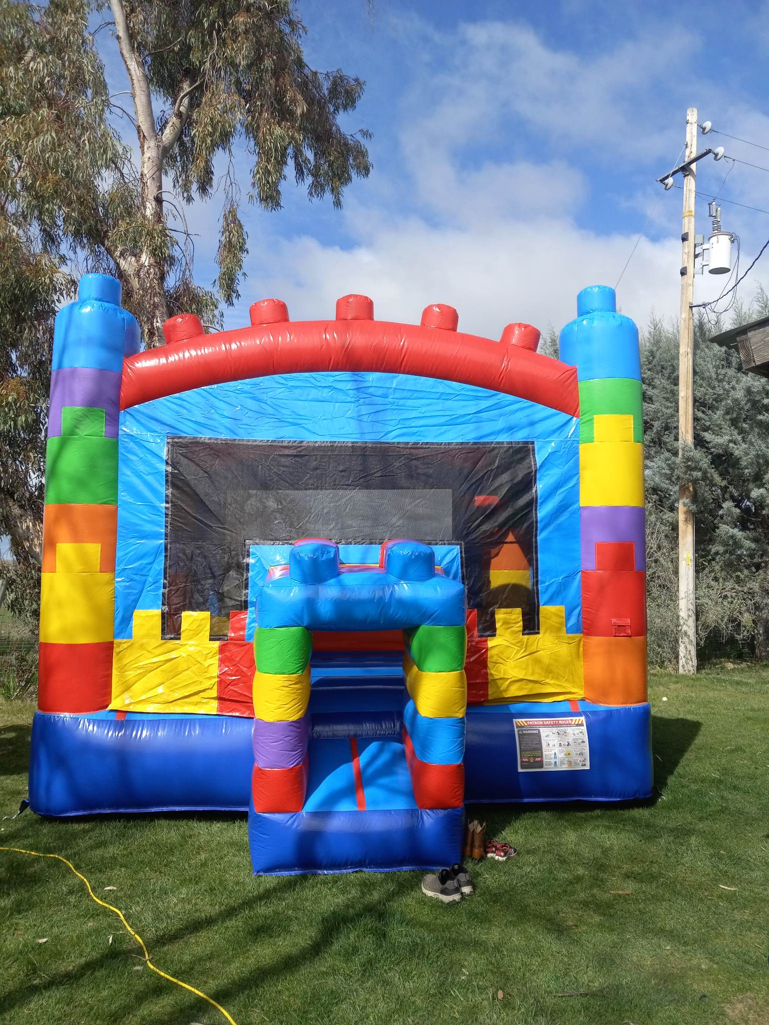 Block Bounce House - Bounce House Rental in Ca | Ty's Bounce Barn