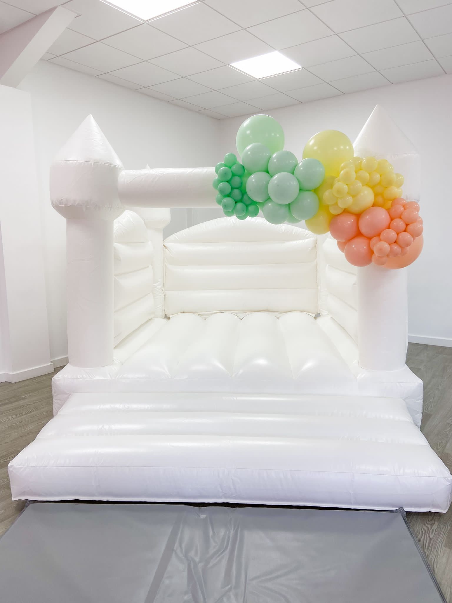 Aphrodite the Whitey (Tots 8ft x 11ft) - Hire in Hampton Hill | Pop ...