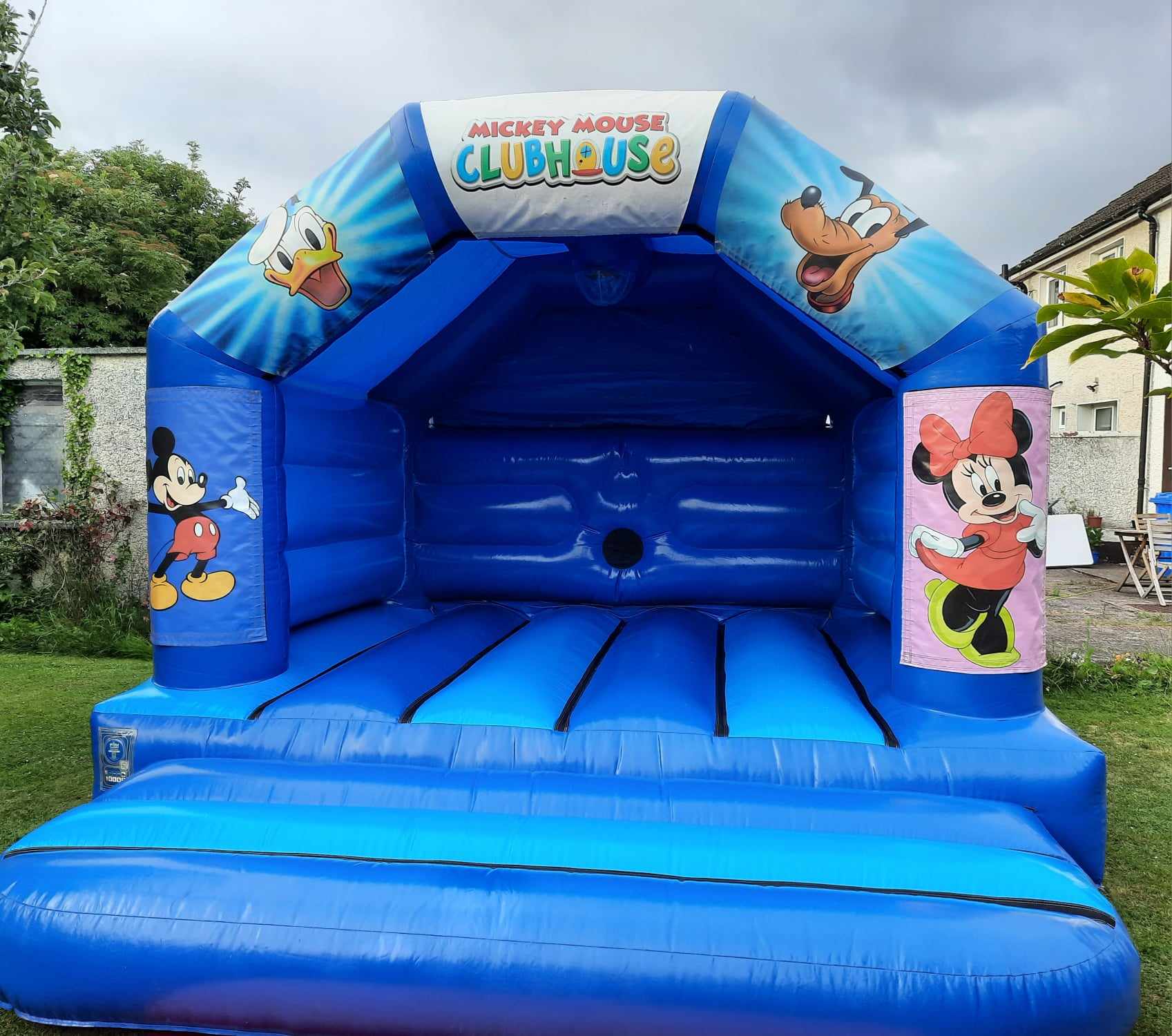Bouncy Castles For Boys - Bouncy Castle Hire , Food Machines for hire ...