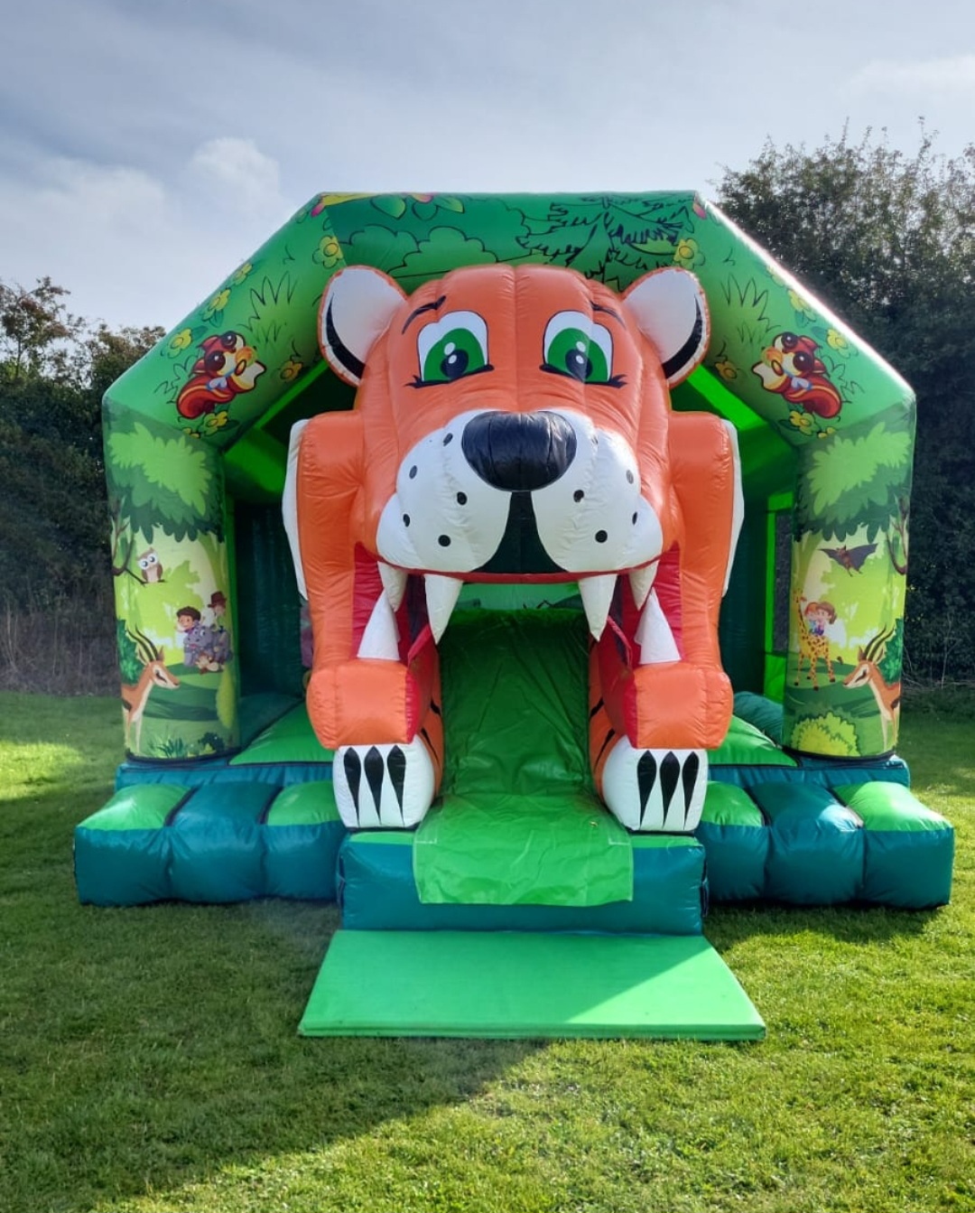Combi Units - Hire in Kilkenny | Affordable Castles
