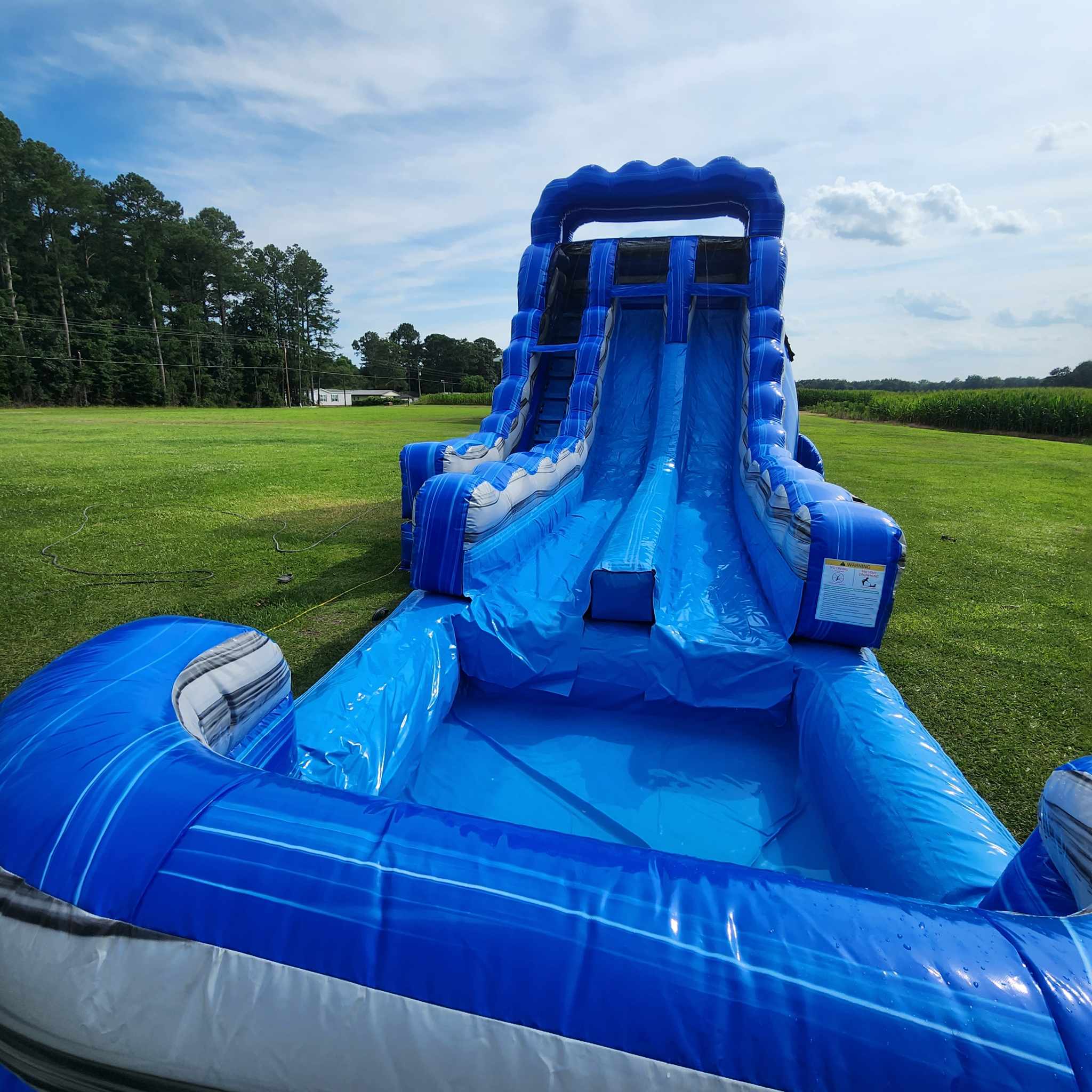 Water Slides - Hire in North Carolina | Backyard Inflatables & Rentals LLC