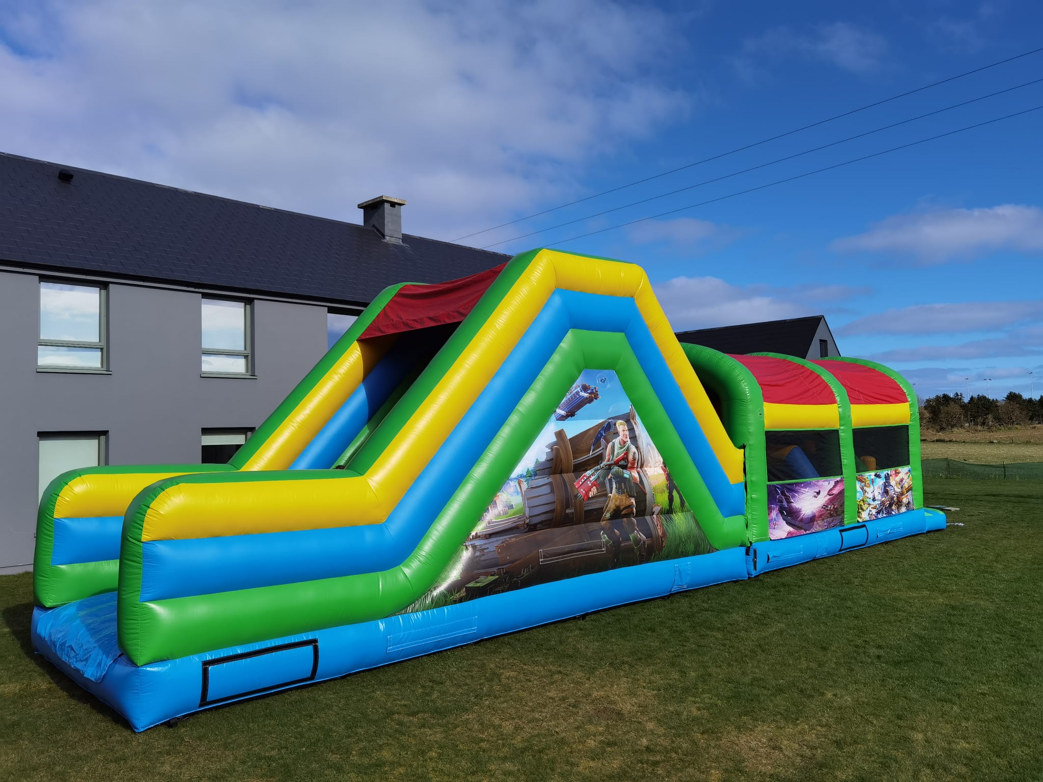 Inflatable assault courses