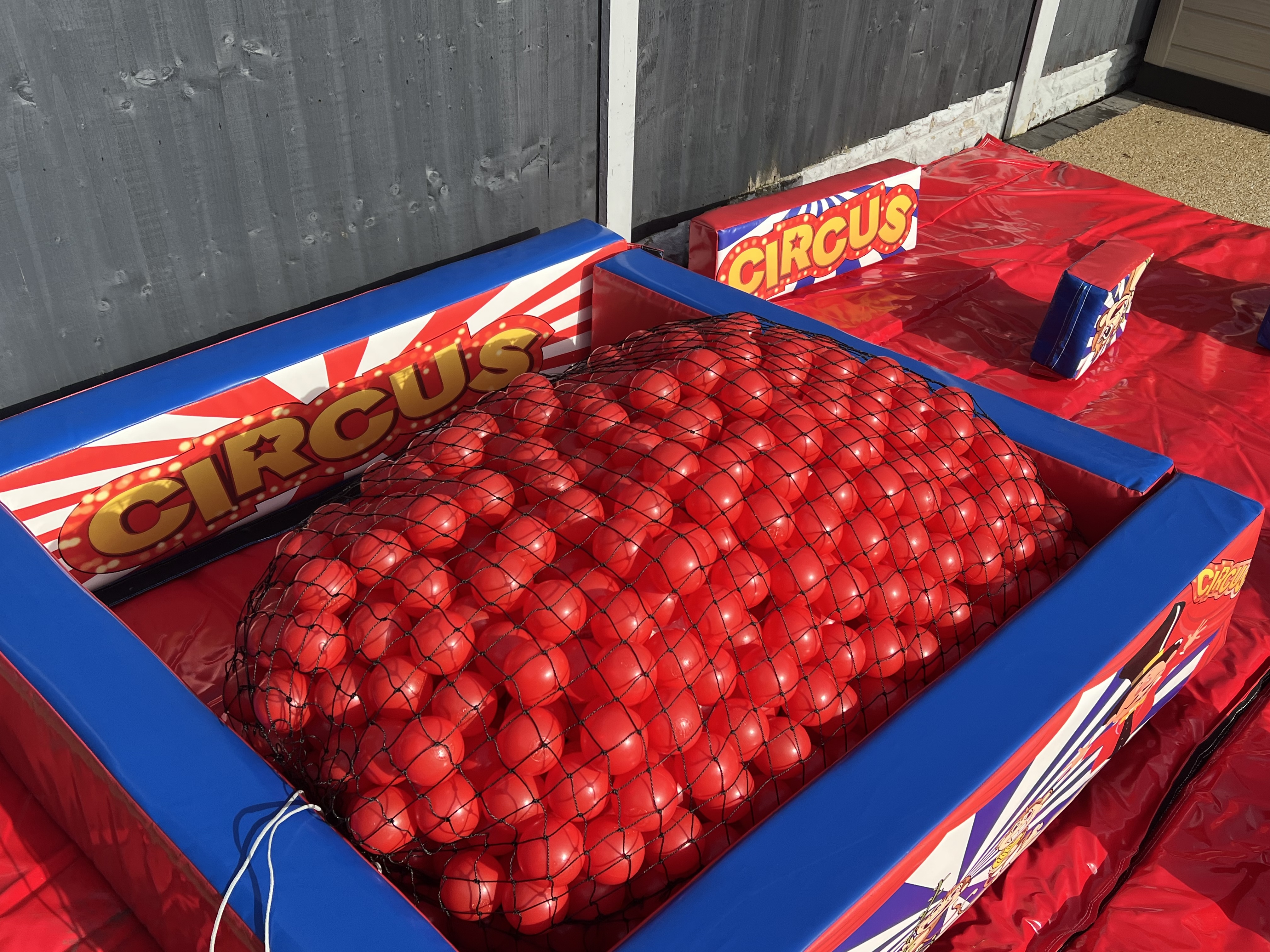12ft x 12ft Circus 18 Piece Soft Play/Ball Pool Set - Bouncy Castle ...