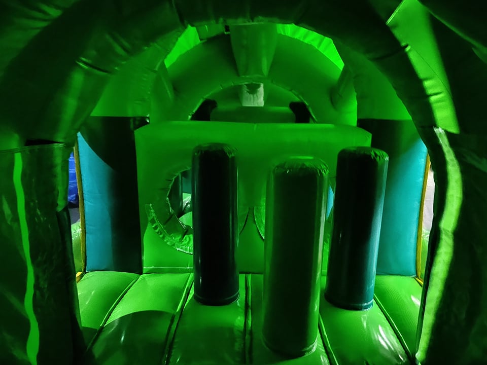 45ft Green Lizard Obstacle Course - Ice-Cream van, Bouncy Castle Hire ...