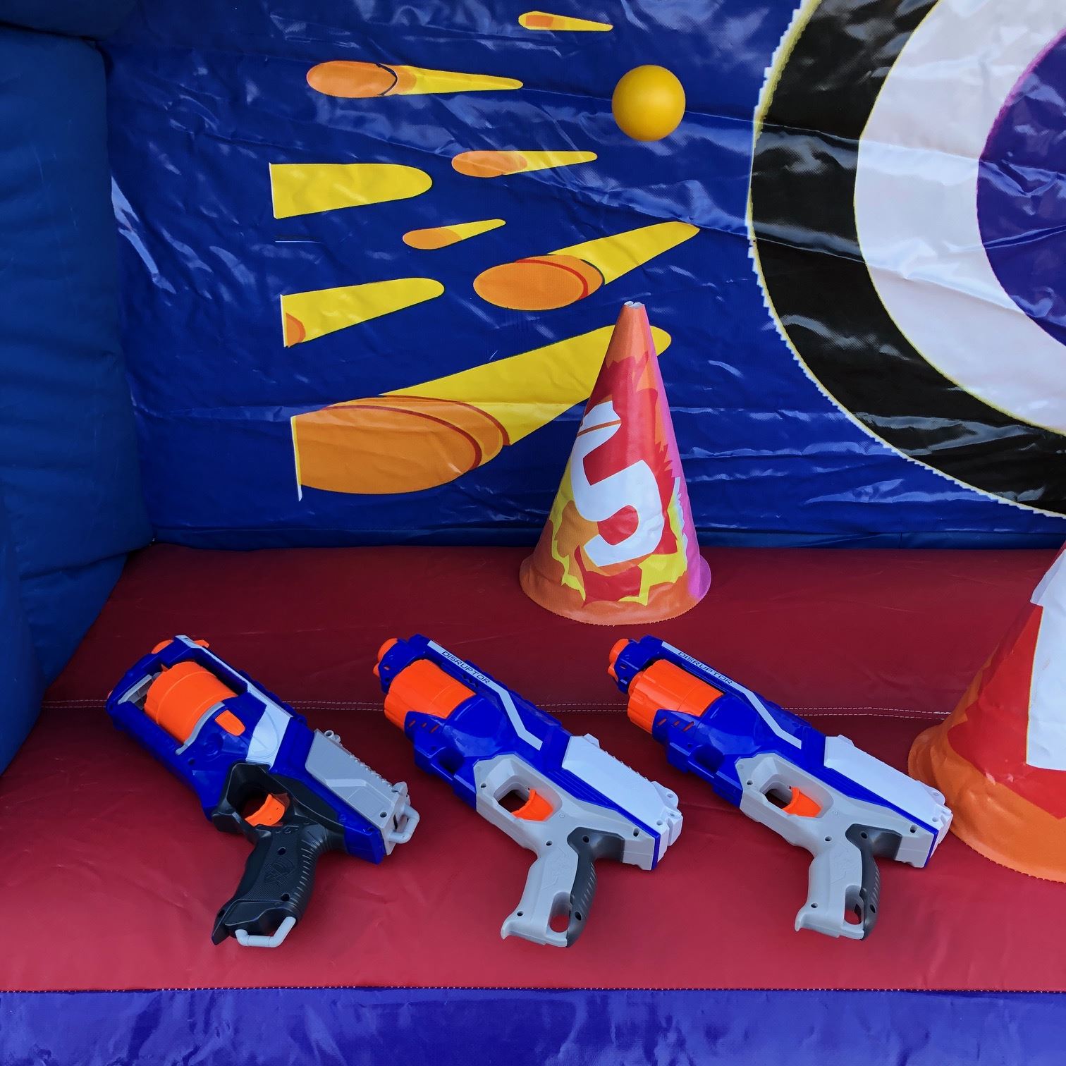 10ft x 7ft Inflatable AIR Target Plus gun *72* - Bouncy Castles Soft ...