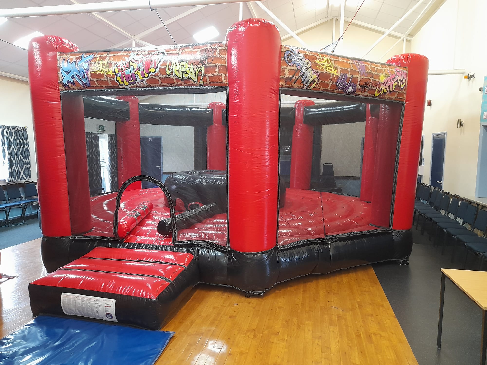 Graffiti Gladiator Duel Arena - Bouncy Castle Hire in Wolverhampton ...