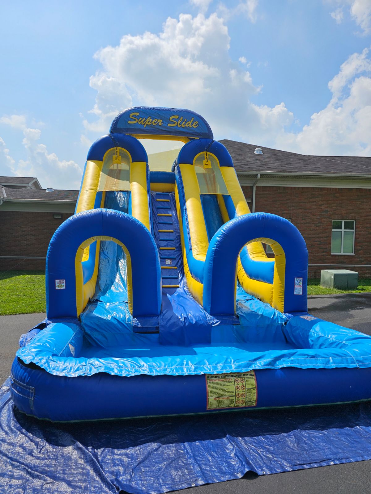 22ft Double Lane Super Water Slide - Hire in OH | Weeee Jumpin LLC