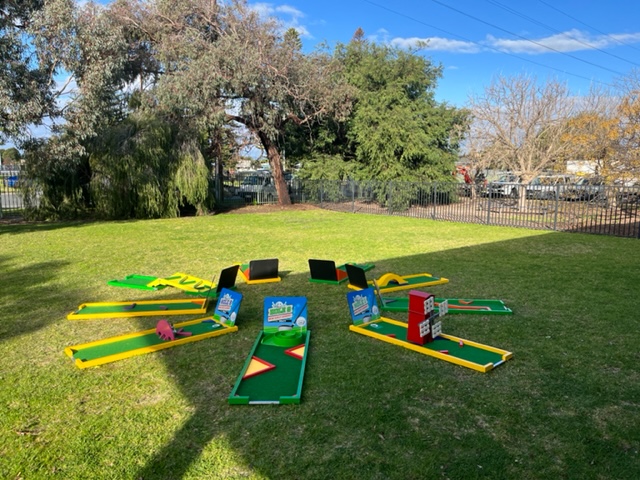 Mini Golf Course Hire & Incursions