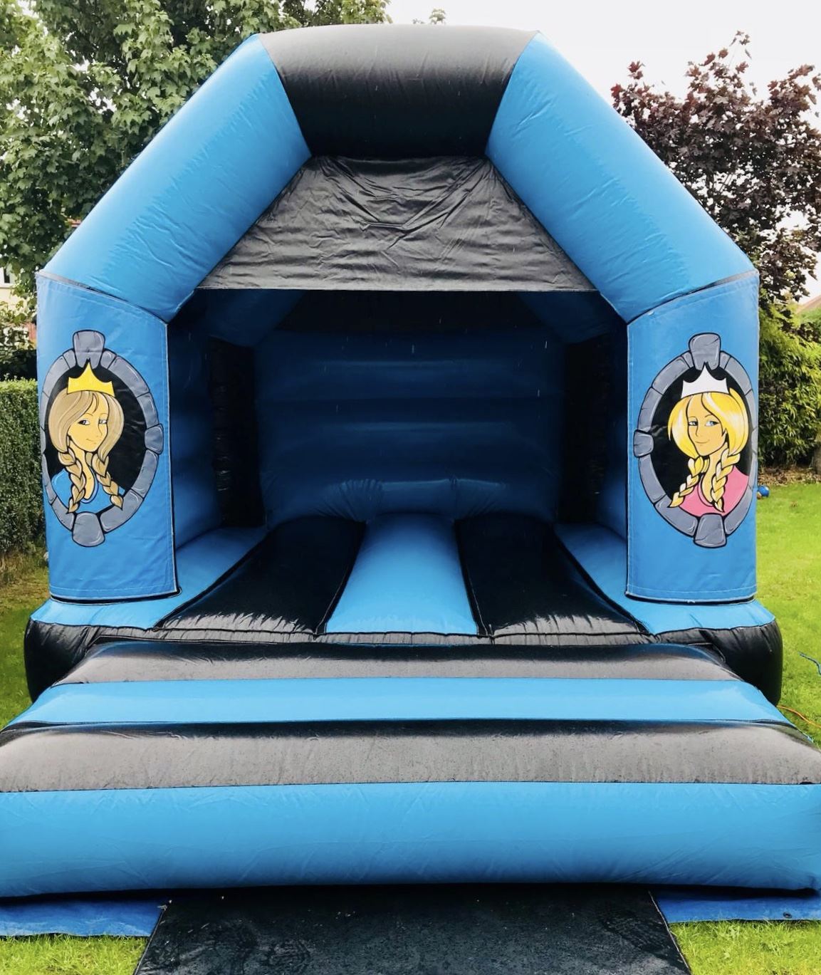 Bouncy Castles | Inflatable Hire | Warrington Kids Bouncy Castles