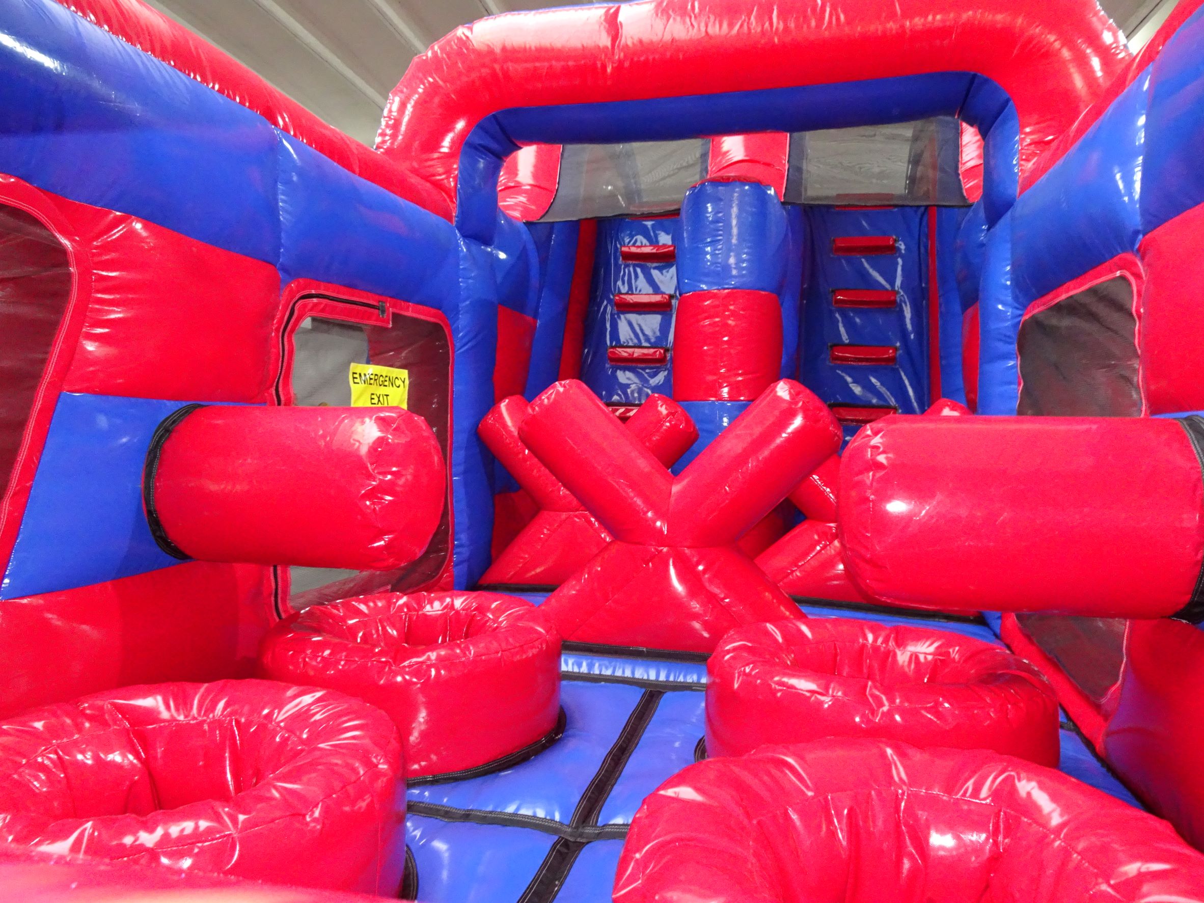 90ft Boot camp assault course challenge - Bouncy castle, inflatables ...