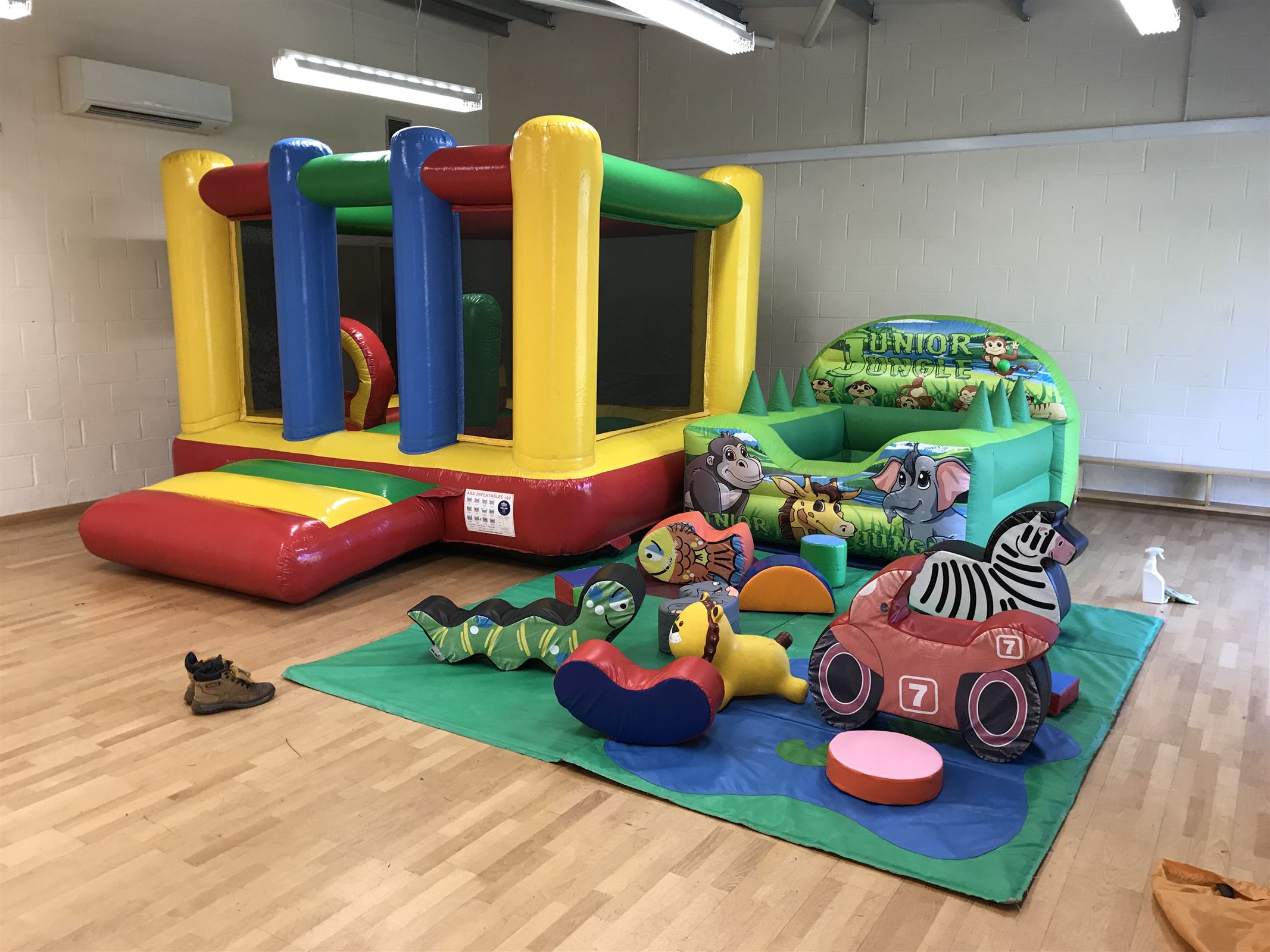 Castle, Softplay and ballpit £149.00 package - Bouncy Castle Hire, soft ...