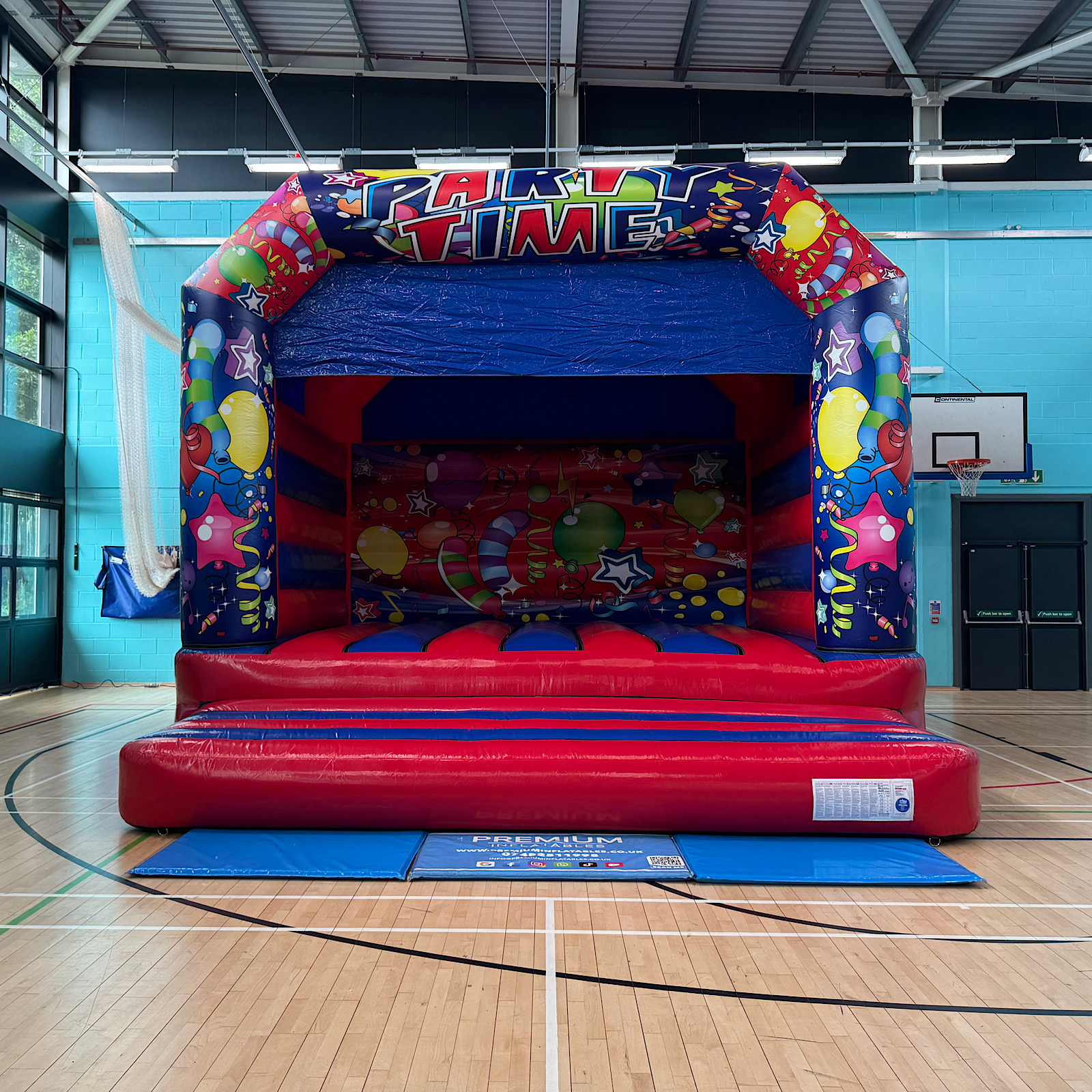 Giant 20ft Wedding Bouncy Castle Hire Leeds | Wakefield | Selby | York