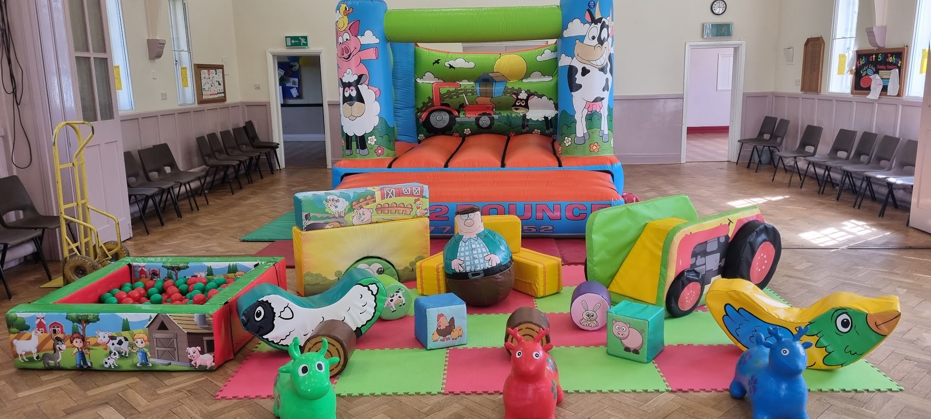 Farmyard Soft play hire - Born 2 Bounce