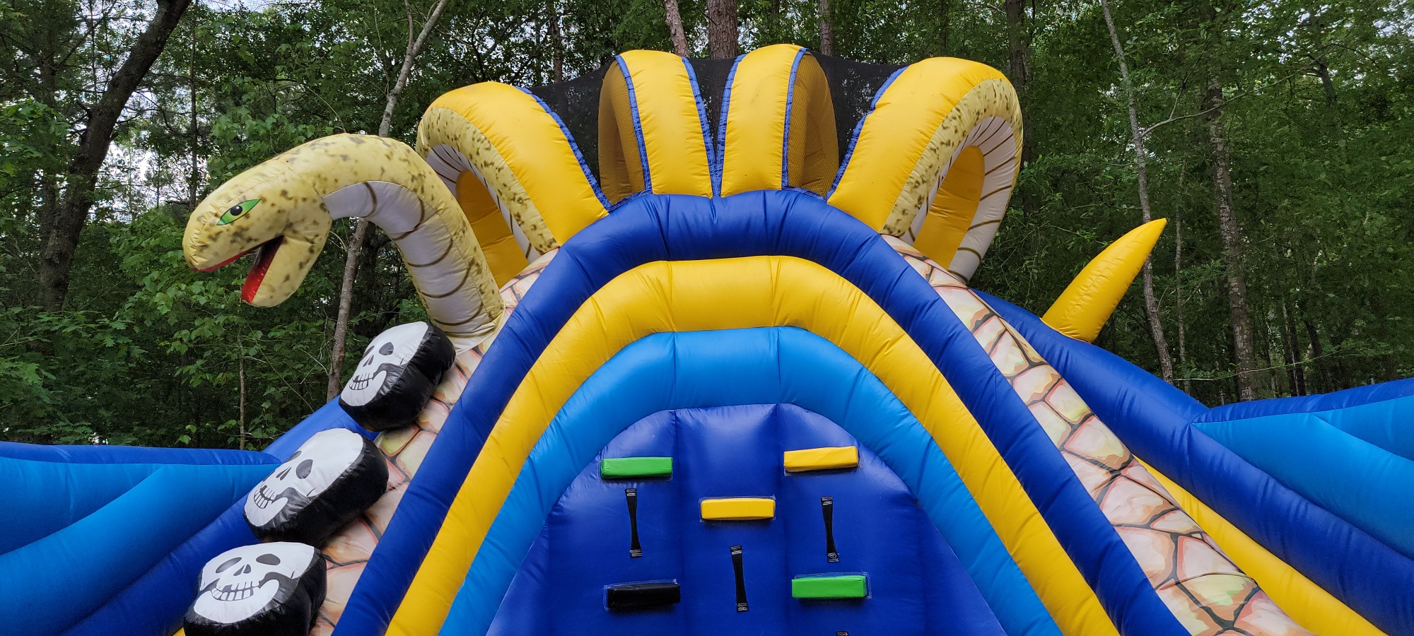 Treasure Island Obstacle course - Hire in AL | Bouncers Inflatable Rentals