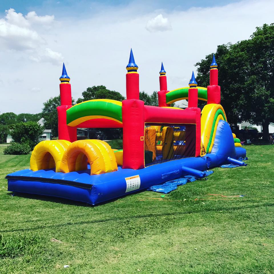 Obstacles - Wear 'Em Out Jump Houses in Illinois | Wear 'Em Out Jump Houses