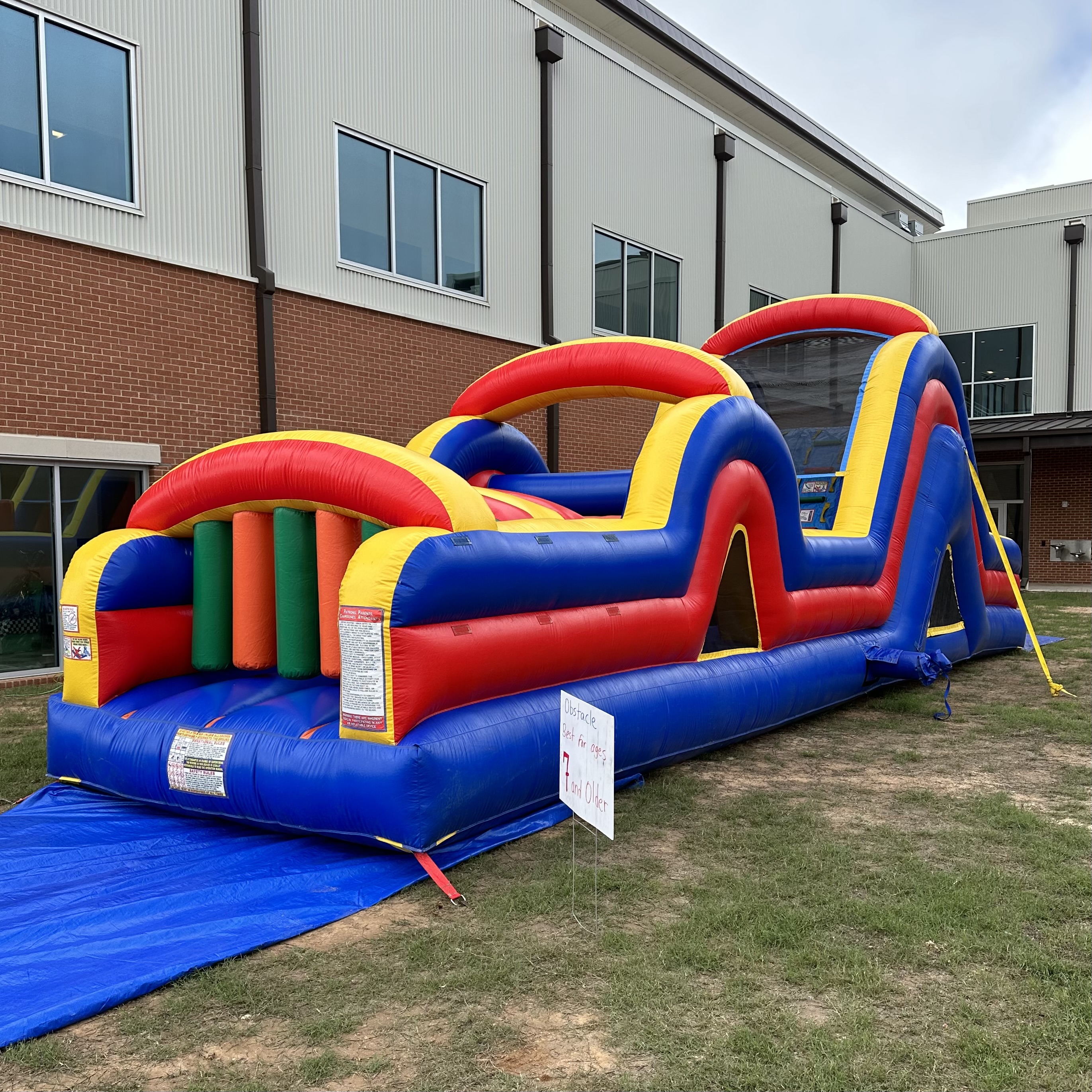 Obstacle Courses - Hire in Texas | Awesome Jumps