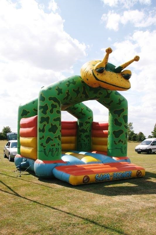 Adult Castles - Bouncy Castle Hire in Essex, Southminster | Rainbow ...