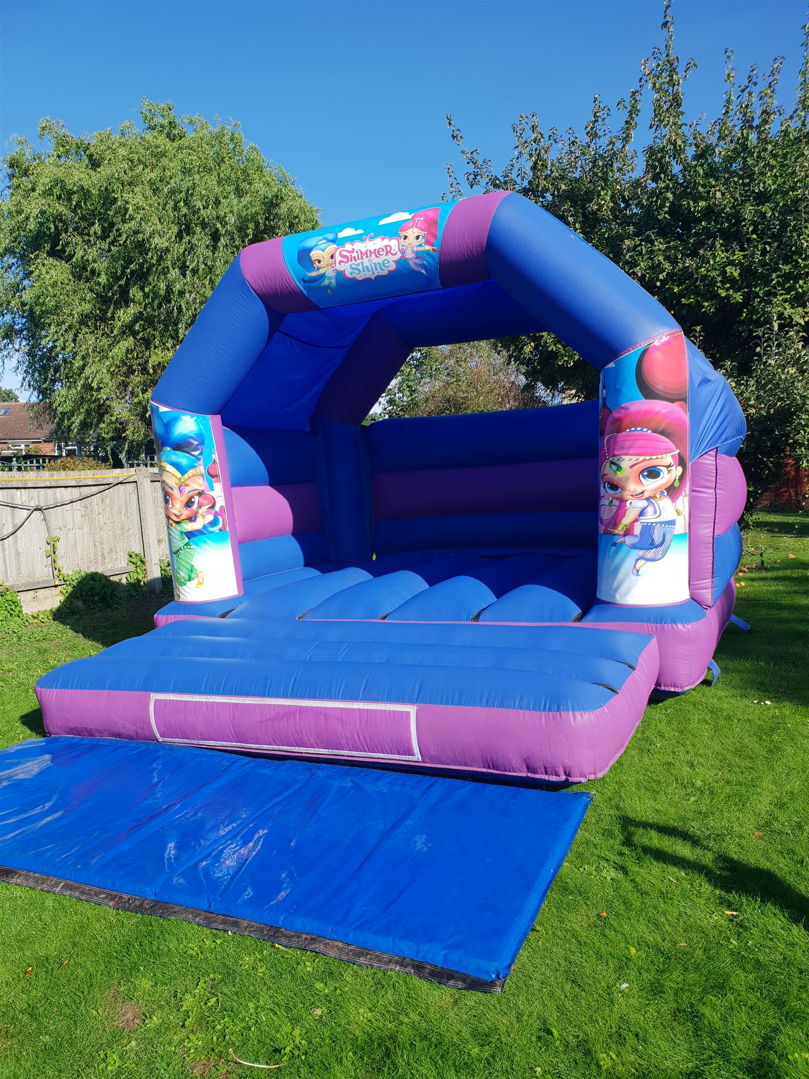 Shimmer and Shine Bouncy Castle for Hire in Worcestershire Shimmer and Shine Bouncy Castle for Hire in Worcestershire