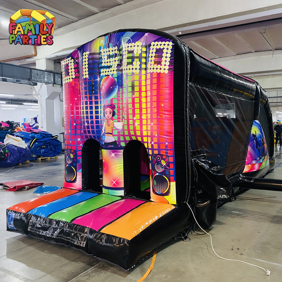 Inflatable Assault Courses - Bouncy Castle, Party and Event Hire in ...