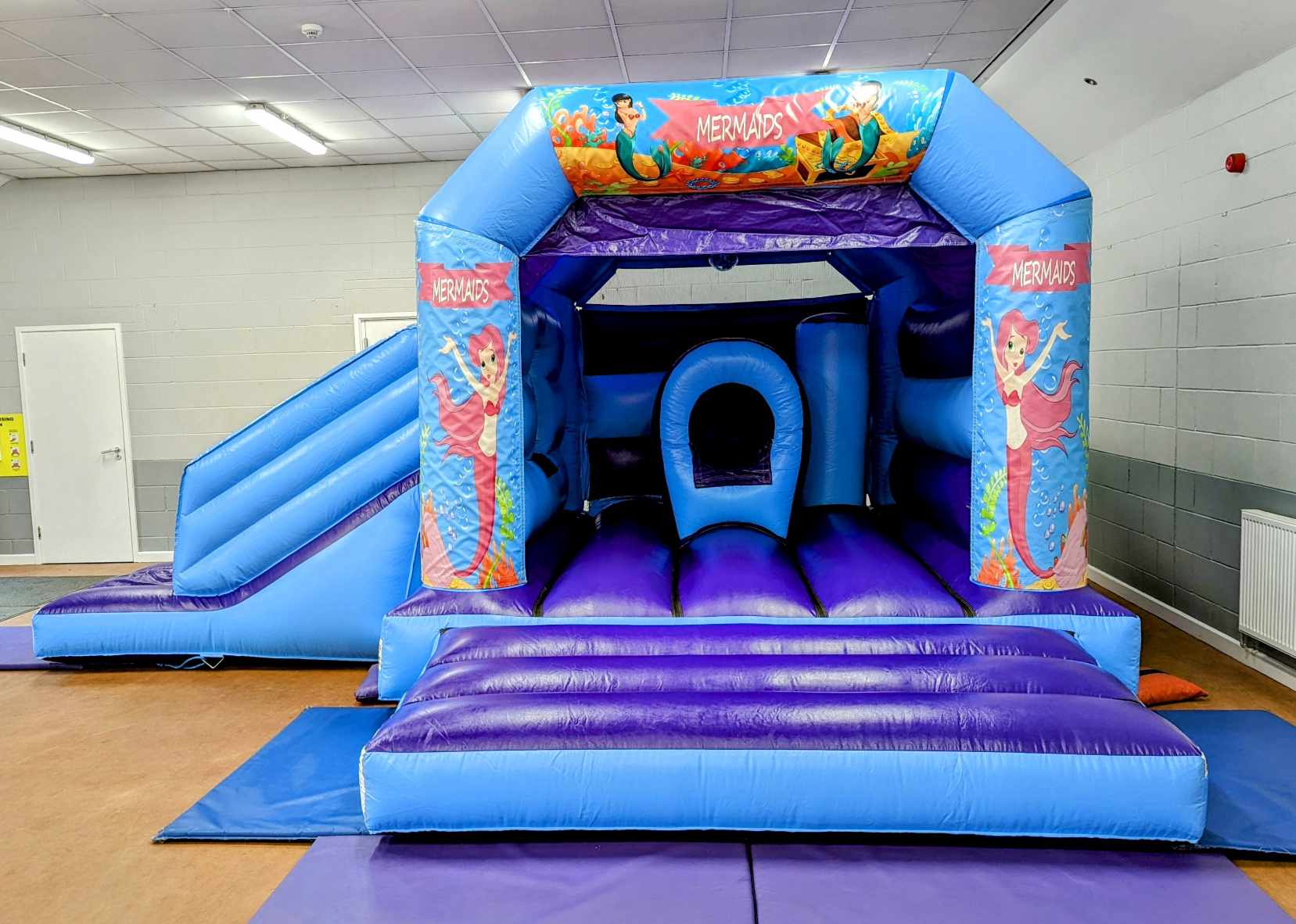Inflatable Obstacle Course Hire | Bedford, Luton & Milton Keynes