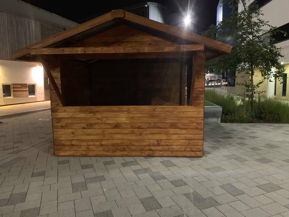 Christmas Market Retail Hut for hire | Wooden Alpine Chalets