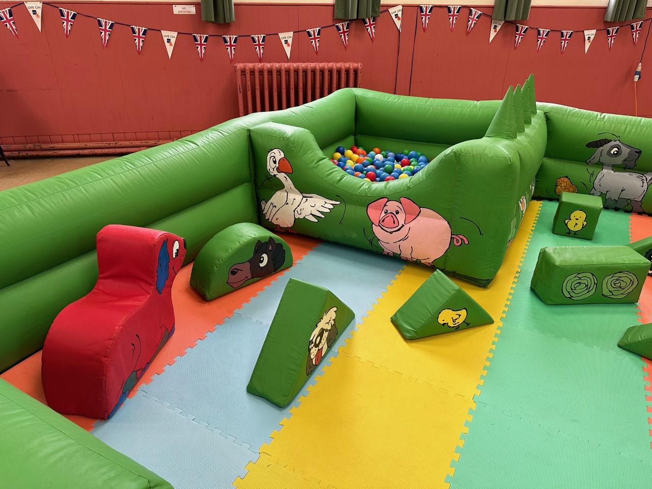 Farmyard Enclosure with Soft Play and Ball Pool - Bouncy Castle Hire in ...