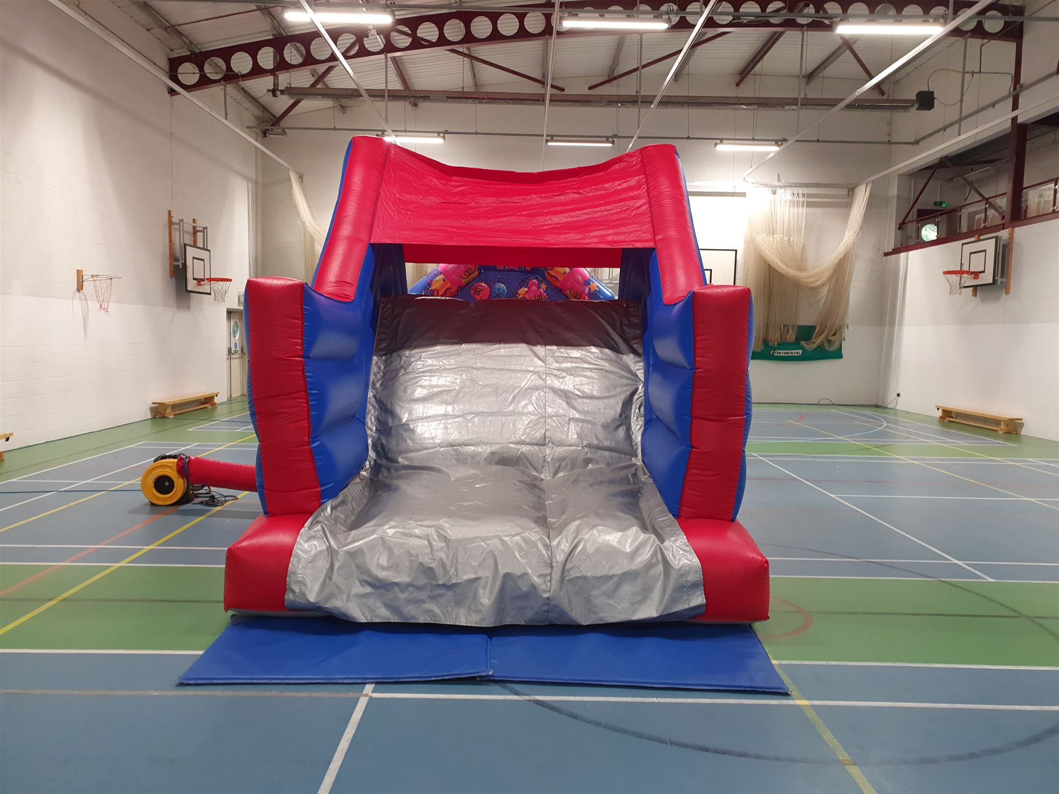 ASSAULT COURSE 11ft x 44ft x 12ft - Bouncy Castle Hire, Soft Play Hire in Surrey, Surbiton ...
