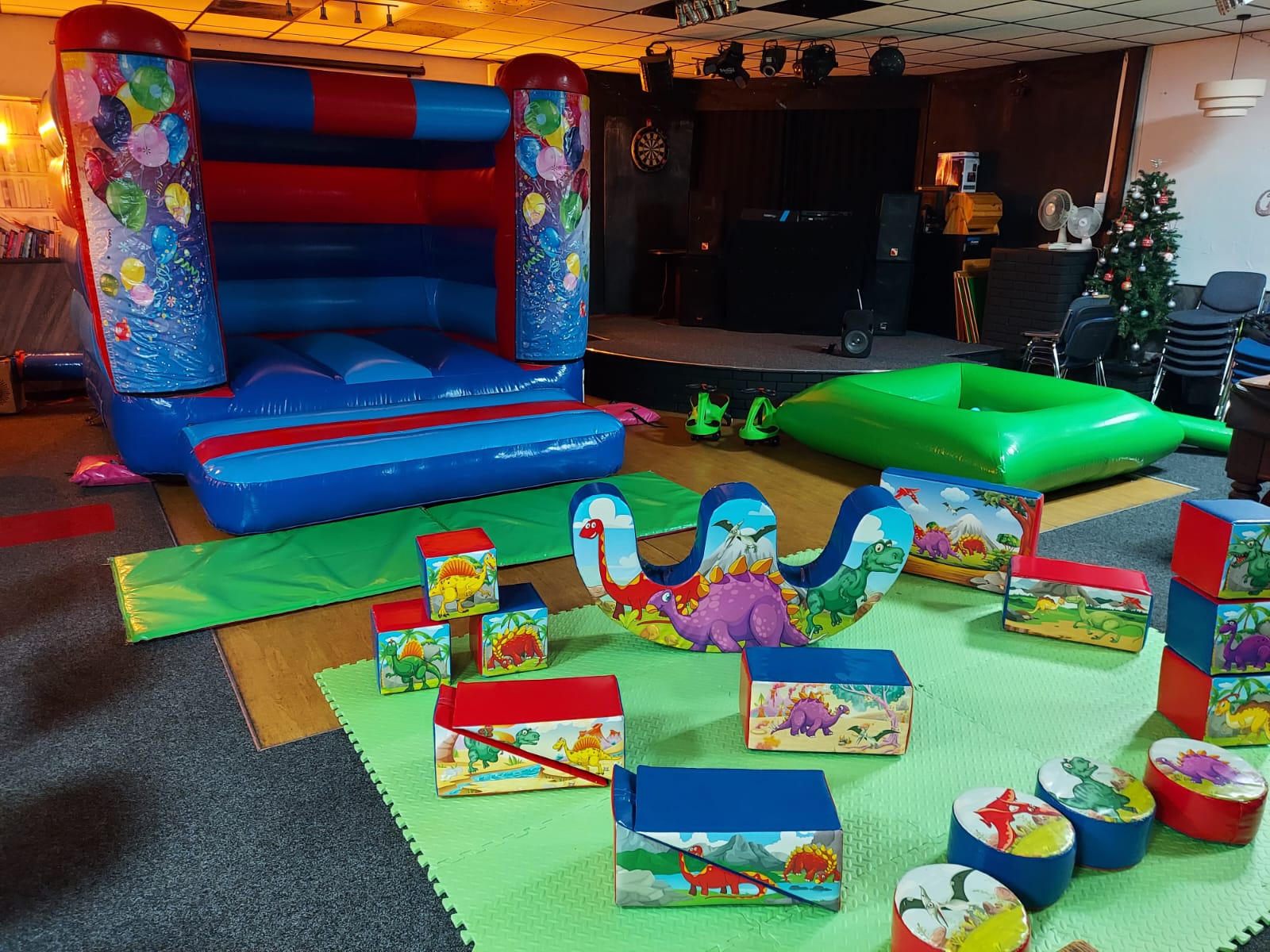 Dinosaur Soft play - Bouncy Castle Hire in Nottinghamshire/Derby