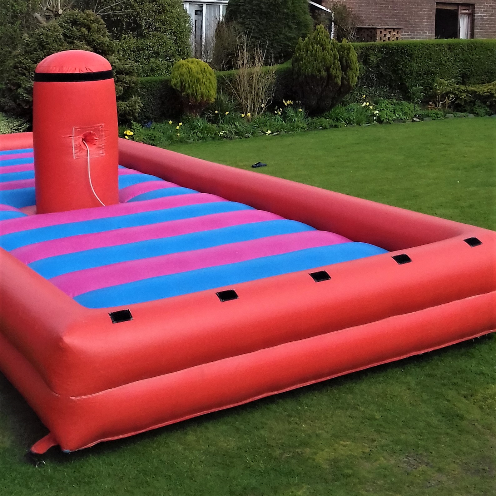 14ft x 34ft Bungee Eliminator Inflatable Game - Bouncy Castle Hire ...