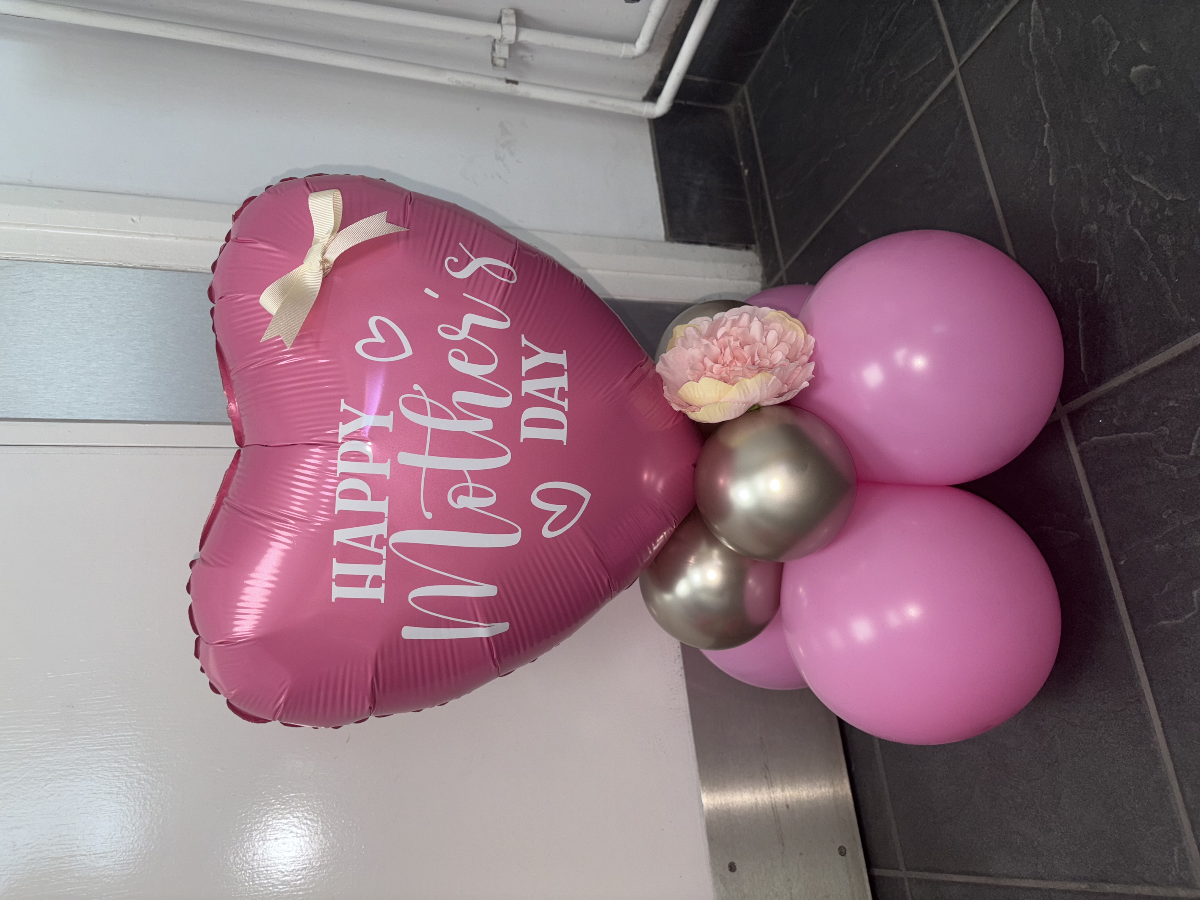 Balloon Number Displays - Hire, Balloon Displays, Bouncy Castle, Soft ...