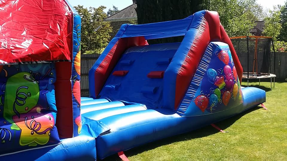 Obstacle Course Fun Run 40ft x 10ft - Bouncy Castle Hire in ...