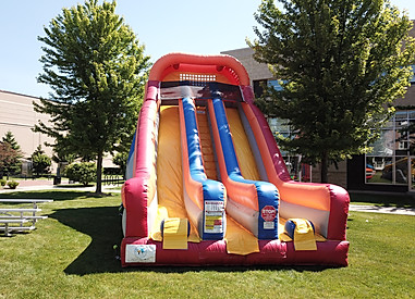 Wacky (22') Dual Slide - Rentals in Wisconsion | Blue Sky Inflatables, LLC