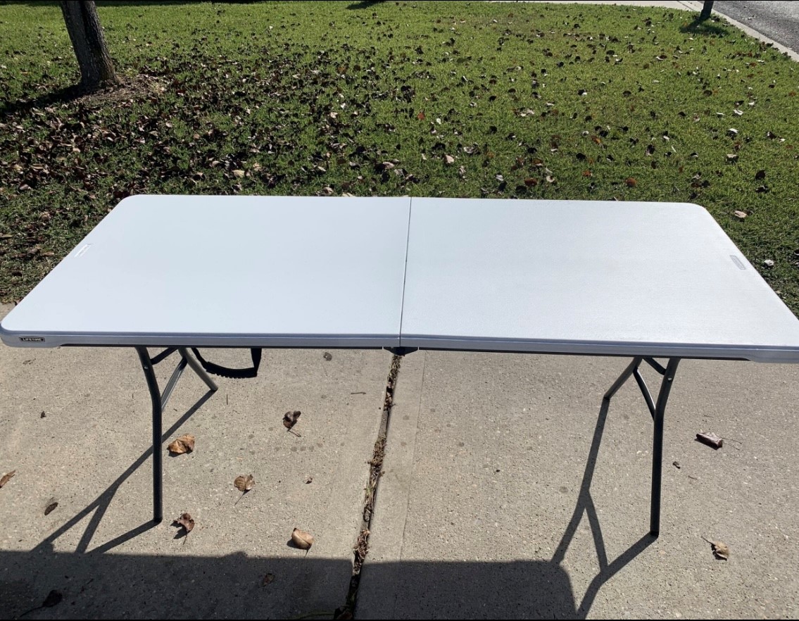 Tables - Bounce House Hire in Montgomery, Magnolia, Conroe and nearby ...