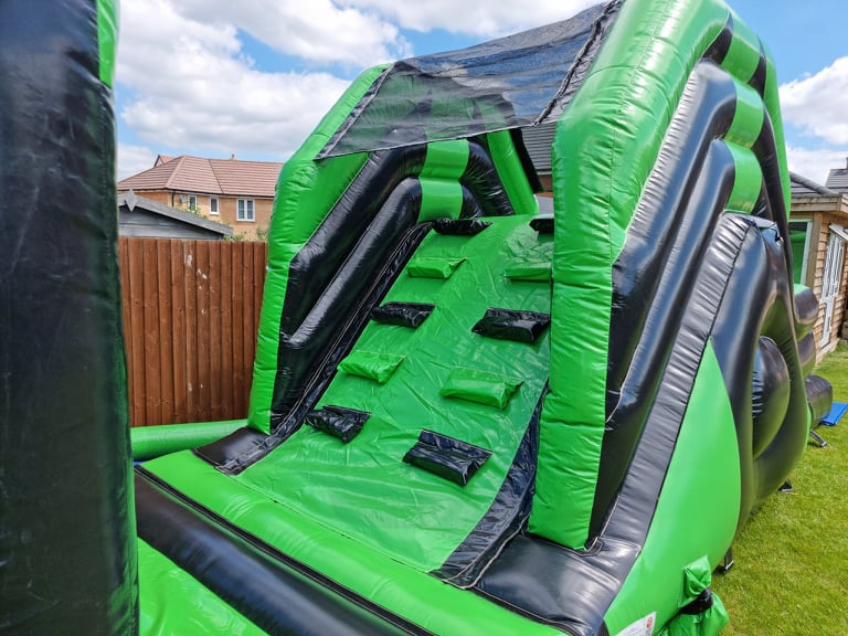 45ft Green & Black Obstacle Course - Bouncy Castle Hire in Southend-on ...