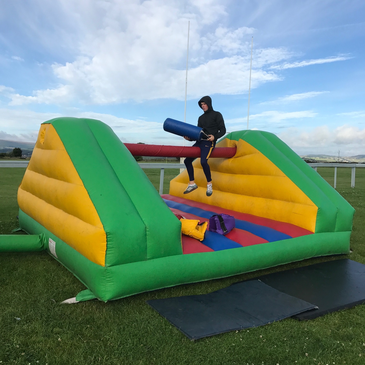 Pillow Pole Joust (13ft X 13ft) *25* - Bouncy Castles Soft Play and ...