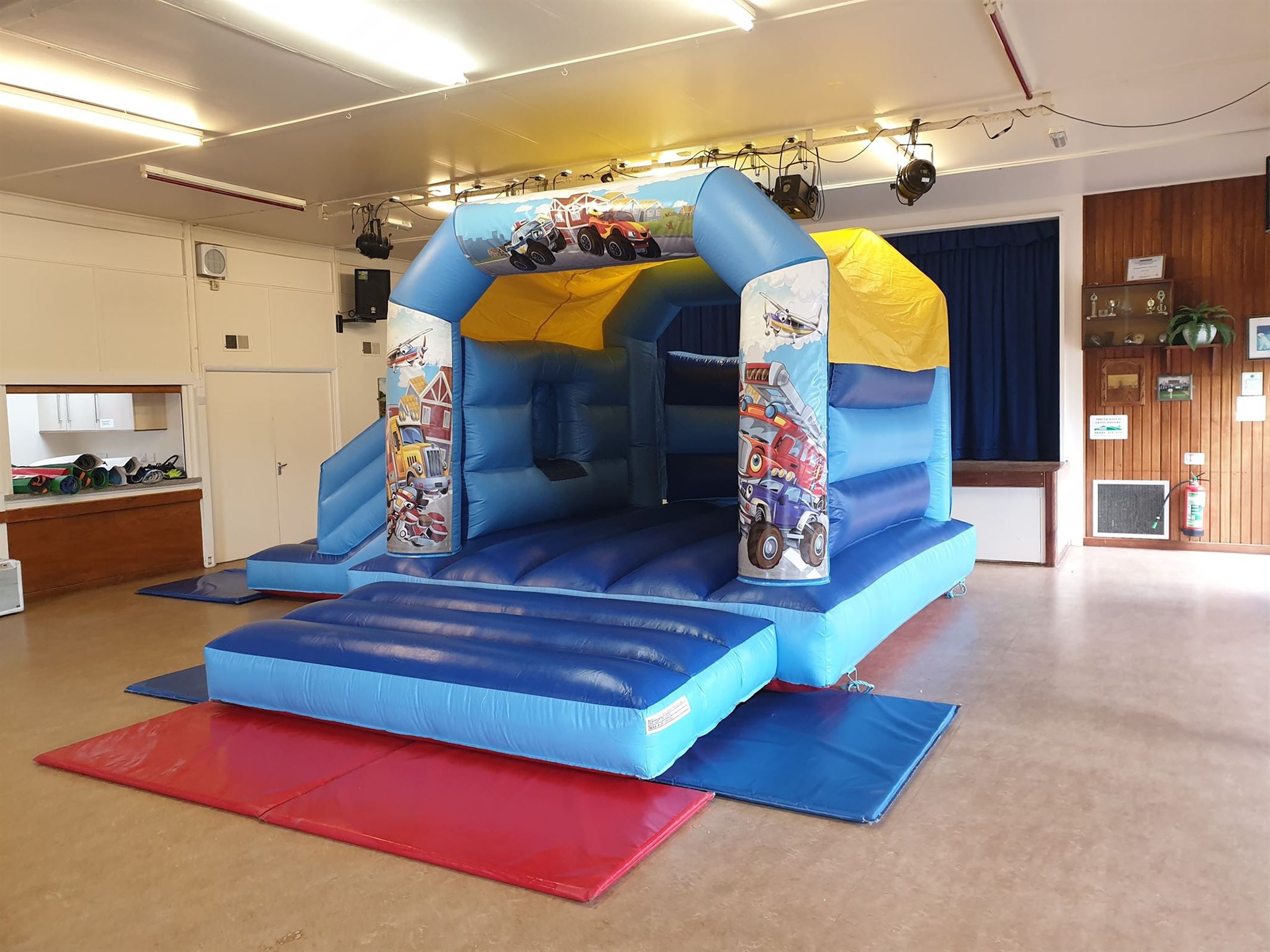 Transport Bouncy Castle with Side Slide - Bouncy Castle Hire in Milton ...