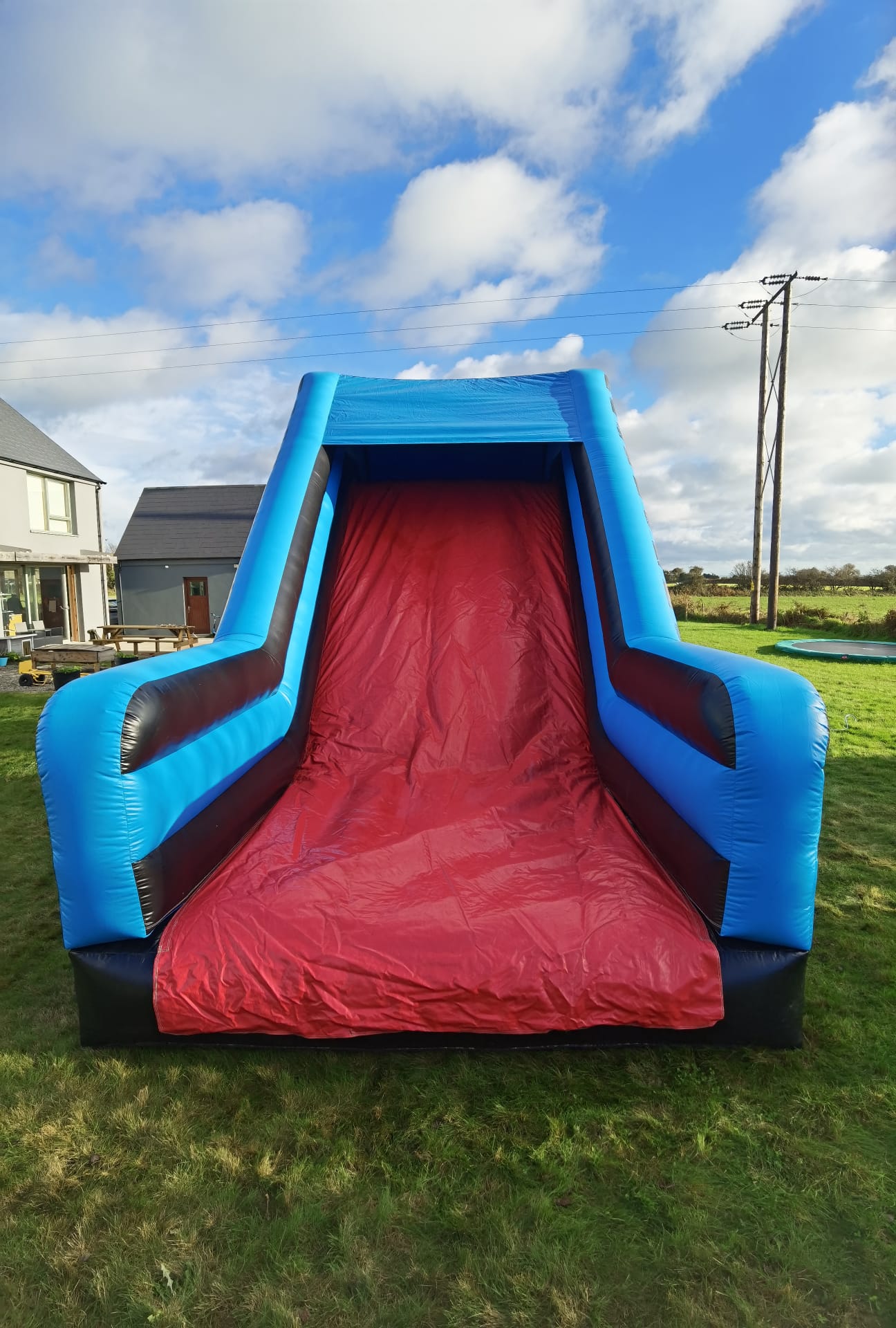Dangerzone Blue Obstacle Course/Slide 55ft X 15ft - Hire in Louth ...
