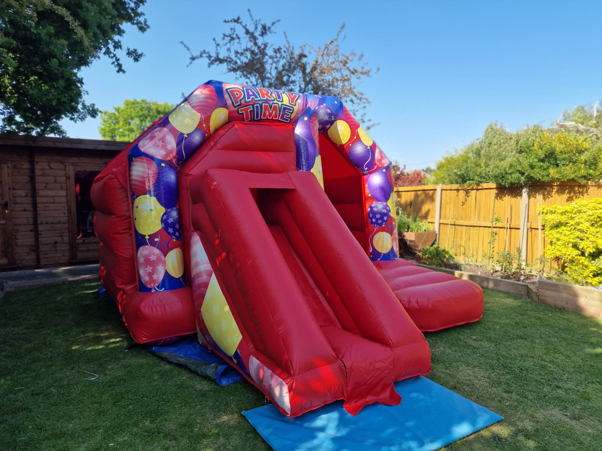 Party time combo bouncy castle available in Colchester and many more a
