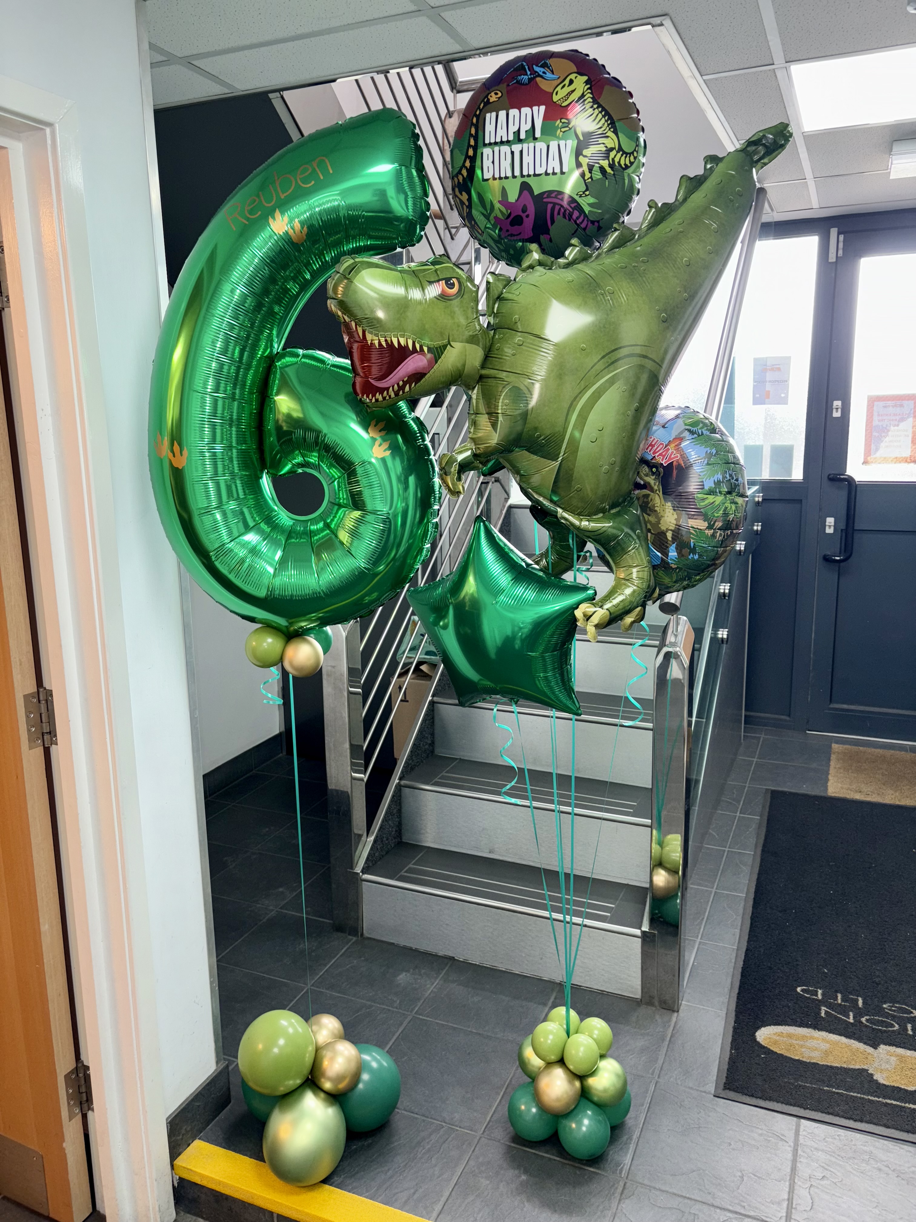 Balloon Bundles & Combos - Hire, Balloon Displays, Bouncy Castle, Soft ...